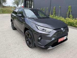 Grey Toyota RAV4 2019 in Vilnius, with an engine capacity of 2.50 L and mileage of 42 thousand km for 29300 €, photo  on AUTOMOTO.COM.LV
