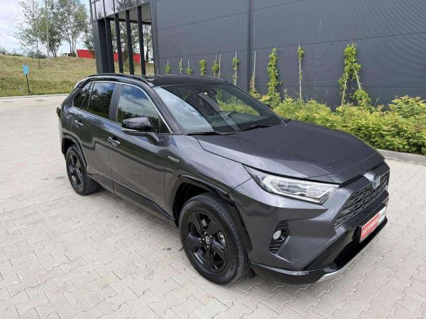 Pelēks Toyota RAV4 2019 Viļņa, ar dzinēja tilpumu 2.50 L un nobraukumu 42 tūkst. km par 29300 €, foto 3 vietnē AUTOMOTO.COM.LV