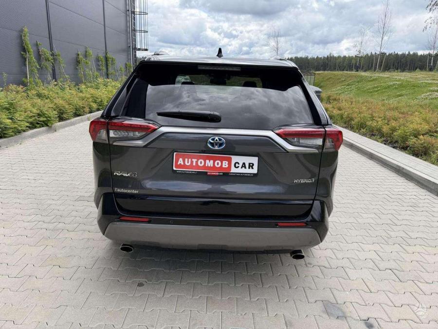 Grey Toyota RAV4 2019 in Vilnius, with an engine capacity of 2.50 L and mileage of 42 thousand km for 29300 €, photo 13 on AUTOMOTO.COM.LV