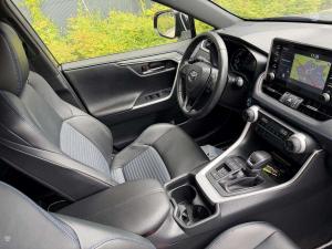 Grey Toyota RAV4 2019 in Vilnius, with an engine capacity of 2.50 L and mileage of 42 thousand km for 29300 €, photo 36 on AUTOMOTO.COM.LV