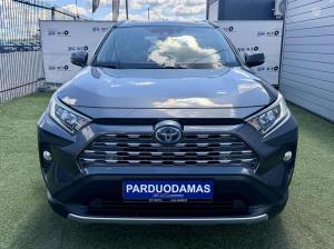 Grey Toyota RAV4 2019 in Panevezys, with an engine capacity of 2.49 L and mileage of 185 thousand km for 21500 €, photo 3 on AUTOMOTO.COM.LV