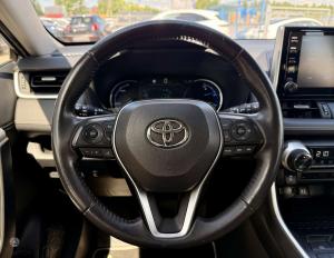 Grey Toyota RAV4 2019 in Panevezys, with an engine capacity of 2.49 L and mileage of 185 thousand km for 21500 €, photo 16 on AUTOMOTO.COM.LV