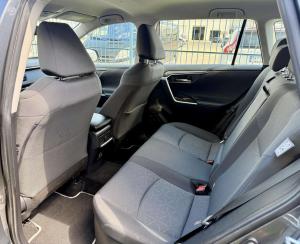 Grey Toyota RAV4 2019 in Panevezys, with an engine capacity of 2.49 L and mileage of 185 thousand km for 21500 €, photo 24 on AUTOMOTO.COM.LV