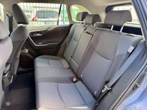 Grey Toyota RAV4 2019 in Panevezys, with an engine capacity of 2.49 L and mileage of 185 thousand km for 21500 €, photo 25 on AUTOMOTO.COM.LV