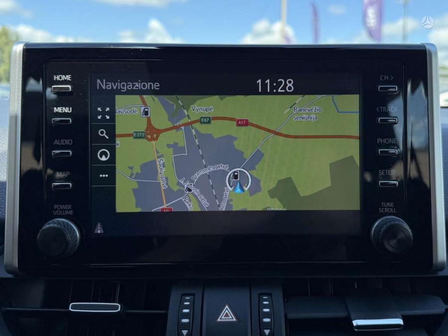Grey Toyota RAV4 2019 in Panevezys, with an engine capacity of 2.49 L and mileage of 185 thousand km for 21500 €, photo 30 on AUTOMOTO.COM.LV