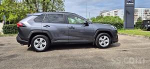 Pelēks Toyota RAV4 2019 Rīga, ar dzinēja tilpumu 2.00 L un nobraukumu 160 tūkst. km par 18000 €, foto 6 vietnē AUTOMOTO.COM.LV