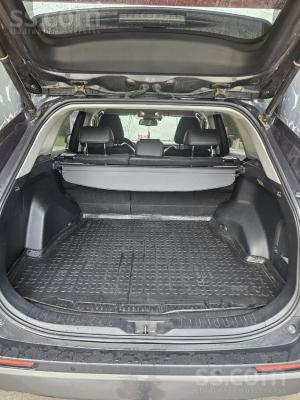 Pelēks Toyota RAV4 2019 Madona, ar dzinēja tilpumu 2.50 L un nobraukumu 150 tūkst. km par 21999 €, foto 8 vietnē AUTOMOTO.COM.LV