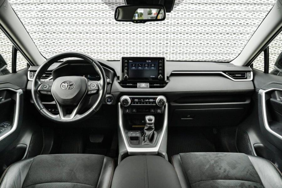 Pelēks Toyota RAV4 2019 Mārupe, ar dzinēja tilpumu 2.00 L un nobraukumu 75 tūkst. km par 24950 €, foto 7 vietnē AUTOMOTO.COM.LV
