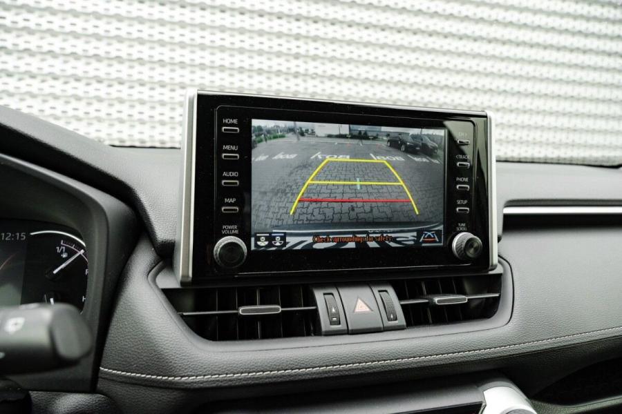 Pelēks Toyota RAV4 2019 Mārupe, ar dzinēja tilpumu 2.00 L un nobraukumu 75 tūkst. km par 24950 €, foto 15 vietnē AUTOMOTO.COM.LV