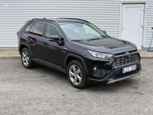 Pelēks Toyota RAV4 2019 Viļņa, ar dzinēja tilpumu 2.49 L un nobraukumu 62 tūkst. km par 28250 €, foto 3 vietnē AUTOMOTO.COM.LV