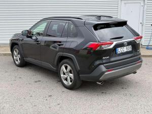 Pelēks Toyota RAV4 2019 Viļņa, ar dzinēja tilpumu 2.49 L un nobraukumu 62 tūkst. km par 28250 €, foto 5 vietnē AUTOMOTO.COM.LV
