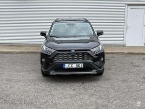 Pelēks Toyota RAV4 2019 Viļņa, ar dzinēja tilpumu 2.49 L un nobraukumu 62 tūkst. km par 28250 €, foto 6 vietnē AUTOMOTO.COM.LV