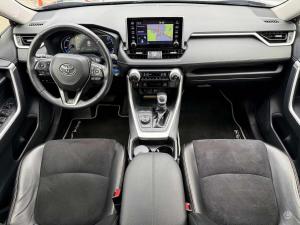 Pelēks Toyota RAV4 2019 Viļņa, ar dzinēja tilpumu 2.49 L un nobraukumu 62 tūkst. km par 28250 €, foto 7 vietnē AUTOMOTO.COM.LV