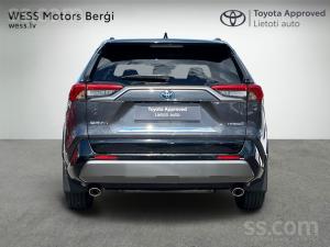 Pelēks Toyota RAV4 2019 Rīga, ar dzinēja tilpumu 2.50 L un nobraukumu 102 tūkst. km par 27990 €, foto 5 vietnē AUTOMOTO.COM.LV