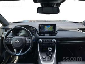 Pelēks Toyota RAV4 2019 Rīga, ar dzinēja tilpumu 2.50 L un nobraukumu 102 tūkst. km par 27990 €, foto 9 vietnē AUTOMOTO.COM.LV