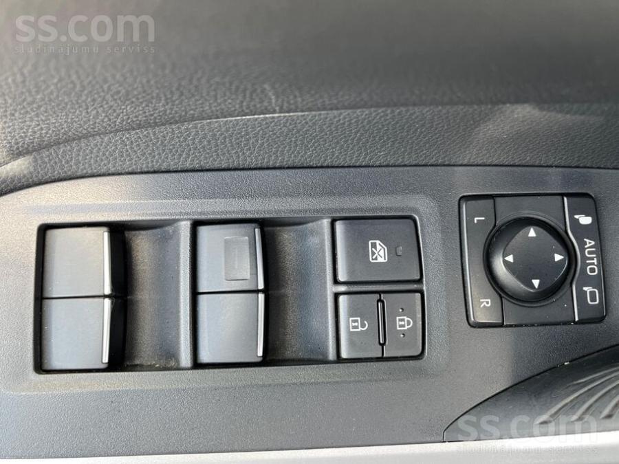 Pelēks Toyota RAV4 2019 Rīga, ar dzinēja tilpumu 2.50 L un nobraukumu 102 tūkst. km par 27990 €, foto 19 vietnē AUTOMOTO.COM.LV