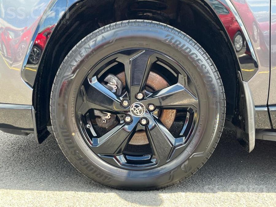 Pelēks Toyota RAV4 2019 Rīga, ar dzinēja tilpumu 2.50 L un nobraukumu 102 tūkst. km par 27990 €, foto 24 vietnē AUTOMOTO.COM.LV
