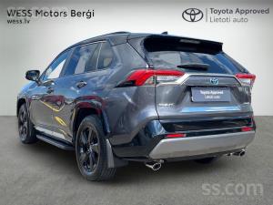 Pelēks Toyota RAV4 2019 Rīga, ar dzinēja tilpumu 2.50 L un nobraukumu 102 tūkst. km par 27990 €, foto 26 vietnē AUTOMOTO.COM.LV