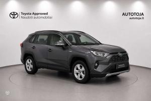 Grey Toyota RAV4 2019 in Kaunas, with an engine capacity of 2.49 L and mileage of 114 thousand km for 26900 €, photo 19 on AUTOMOTO.COM.LV