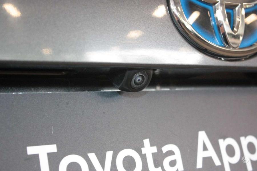 Grey Toyota RAV4 2019 in Kaunas, with an engine capacity of 2.49 L and mileage of 114 thousand km for 26900 €, photo 21 on AUTOMOTO.COM.LV