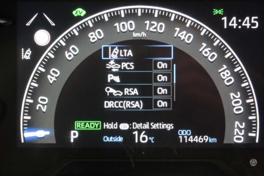 Grey Toyota RAV4 2019 in Kaunas, with an engine capacity of 2.49 L and mileage of 114 thousand km for 26900 €, photo 26 on AUTOMOTO.COM.LV