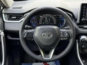 Grey Toyota RAV4 2019 in Vilnius, with an engine capacity of 2.49 L and mileage of 167 thousand km for 20990 €, photo 26 on AUTOMOTO.COM.LV
