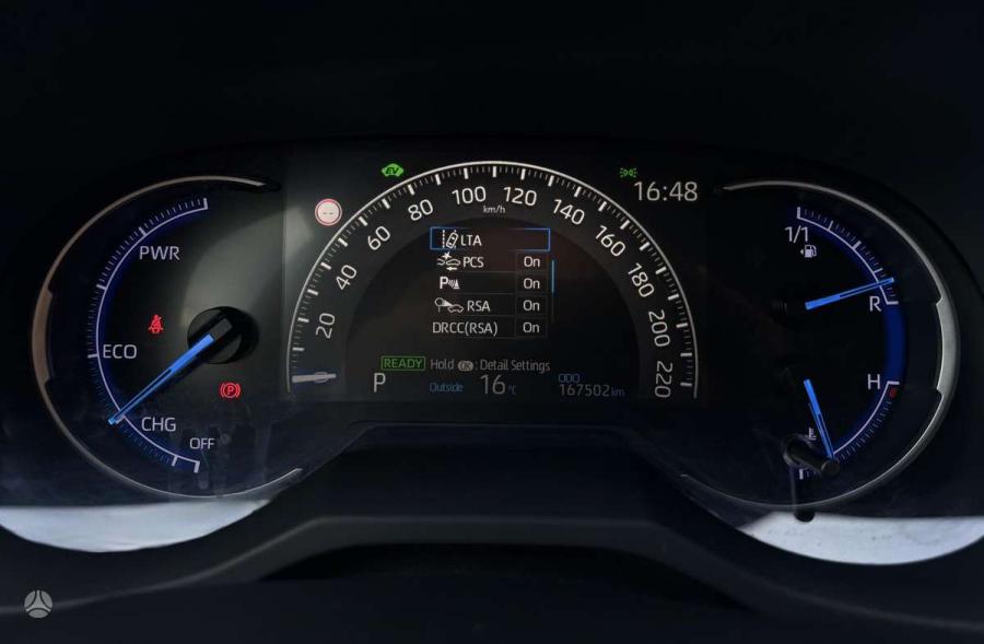 Grey Toyota RAV4 2019 in Vilnius, with an engine capacity of 2.49 L and mileage of 167 thousand km for 20990 €, photo 28 on AUTOMOTO.COM.LV