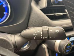 Grey Toyota RAV4 2019 in Panevezys, with an engine capacity of 2.49 L and mileage of 224 thousand km for 21590 €, photo 26 on AUTOMOTO.COM.LV