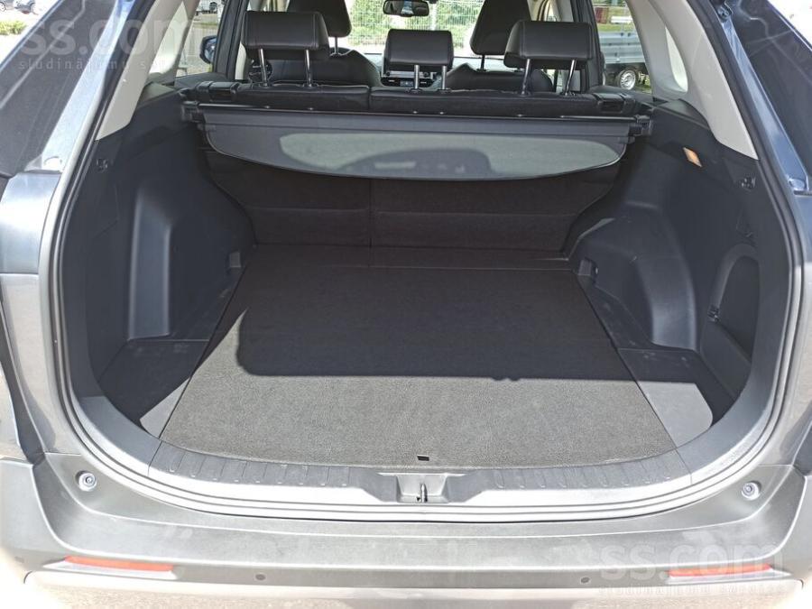Grey Toyota RAV4 2019 in Daugavpils, with an engine capacity of 2.50 L and mileage of 0 thousand km for 23300 €, photo 10 on AUTOMOTO.COM.LV