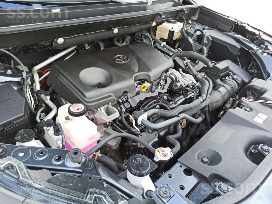Grey Toyota RAV4 2019 in Daugavpils, with an engine capacity of 2.50 L and mileage of 0 thousand km for 23300 €, photo 12 on AUTOMOTO.COM.LV