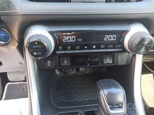 Grey Toyota RAV4 2019 in Daugavpils, with an engine capacity of 2.50 L and mileage of 0 thousand km for 23300 €, photo 27 on AUTOMOTO.COM.LV