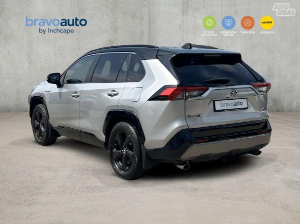 Pelēks Toyota RAV4 2019 Kauņa, ar dzinēja tilpumu 2.50 L un nobraukumu 125 tūkst. km par 27472 €, foto 3 vietnē AUTOMOTO.COM.LV