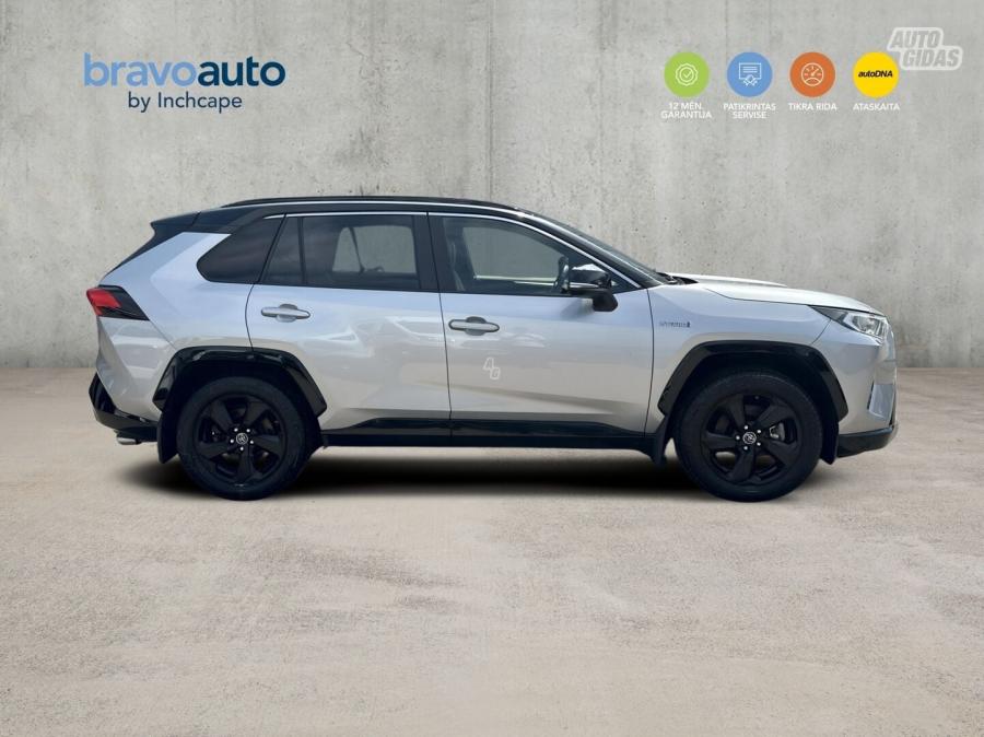 Grey Toyota RAV4 2019 in Kaunas, with an engine capacity of 2.50 L and mileage of 125 thousand km for 26774 €, photo 7 on AUTOMOTO.COM.LV