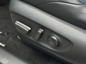 Grey Toyota RAV4 2019 in Kaunas, with an engine capacity of 2.50 L and mileage of 125 thousand km for 26774 €, photo 11 on AUTOMOTO.COM.LV