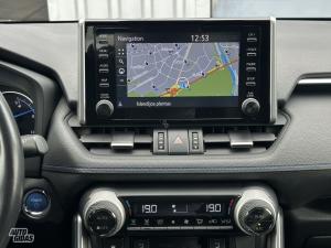 Grey Toyota RAV4 2019 in Kaunas, with an engine capacity of 2.50 L and mileage of 125 thousand km for 26774 €, photo 17 on AUTOMOTO.COM.LV