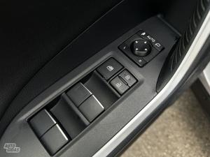 Grey Toyota RAV4 2019 in Kaunas, with an engine capacity of 2.50 L and mileage of 125 thousand km for 26774 €, photo 24 on AUTOMOTO.COM.LV