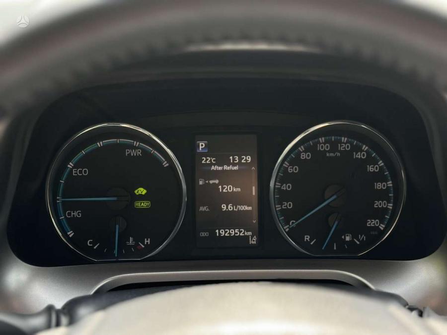 Серый Тойота РАВ 4 2019 в Каунас, объемом двигателя 2.49 л и пробегом 193 тыс. км за 17950 €, фото 13 на AUTOMOTO.COM.LV
