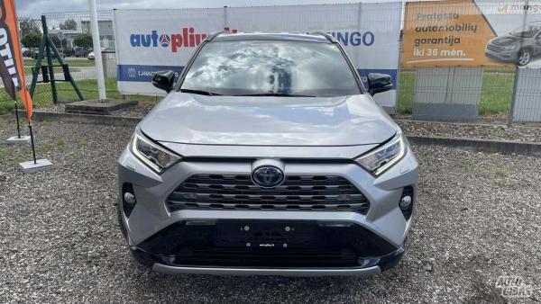 Pelēks Toyota RAV4 2019 Marijampole, ar dzinēja tilpumu 2.50 L un nobraukumu 176 tūkst. km par 22200 €, foto 2 vietnē AUTOMOTO.COM.LV