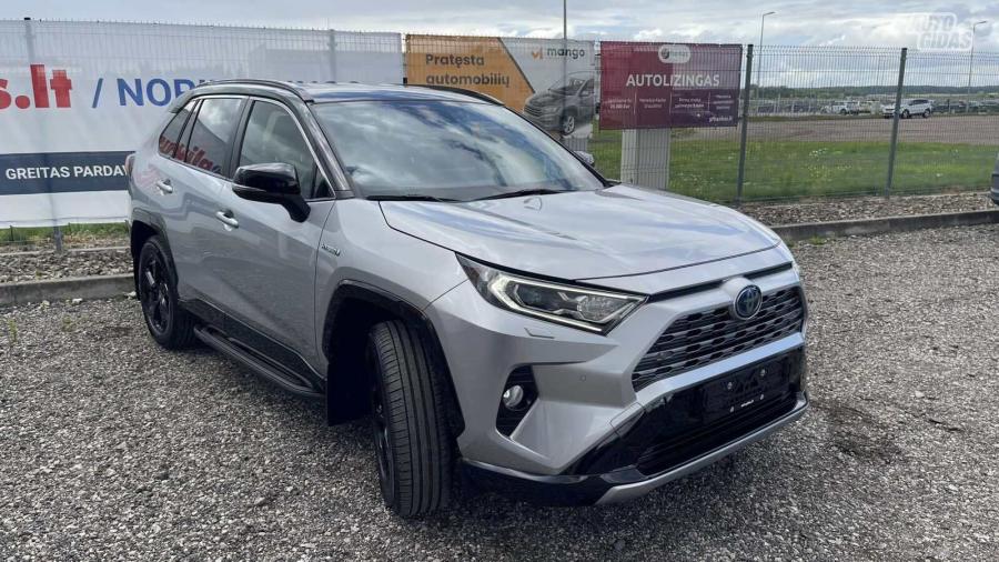 Pelēks Toyota RAV4 2019 Marijampole, ar dzinēja tilpumu 2.50 L un nobraukumu 176 tūkst. km par 22200 €, foto 5 vietnē AUTOMOTO.COM.LV