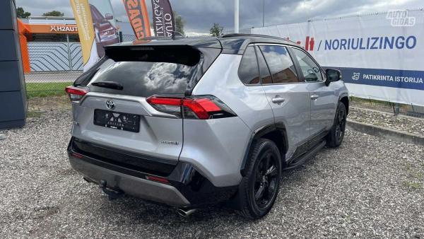 Pelēks Toyota RAV4 2019 Marijampole, ar dzinēja tilpumu 2.50 L un nobraukumu 176 tūkst. km par 22200 €, foto 6 vietnē AUTOMOTO.COM.LV