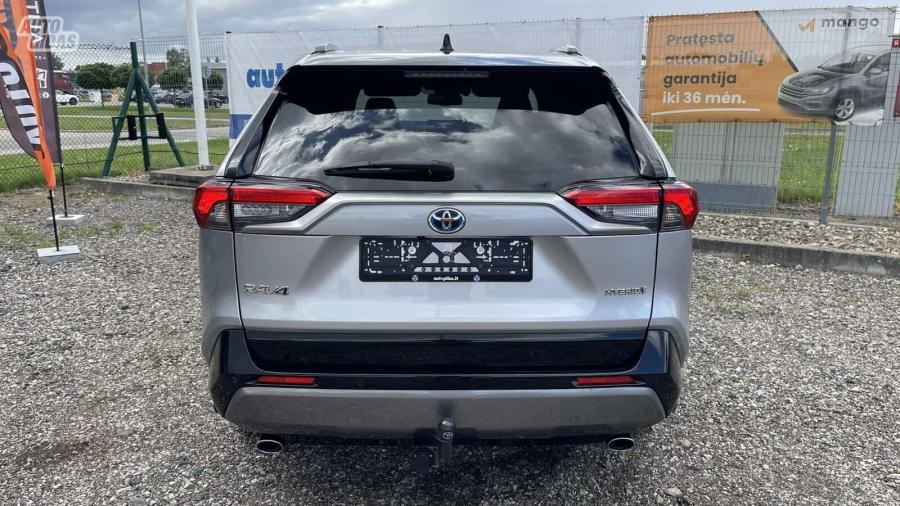 Pelēks Toyota RAV4 2019 Marijampole, ar dzinēja tilpumu 2.50 L un nobraukumu 176 tūkst. km par 22200 €, foto 8 vietnē AUTOMOTO.COM.LV