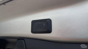 Pelēks Toyota RAV4 2019 Marijampole, ar dzinēja tilpumu 2.50 L un nobraukumu 176 tūkst. km par 22200 €, foto 11 vietnē AUTOMOTO.COM.LV
