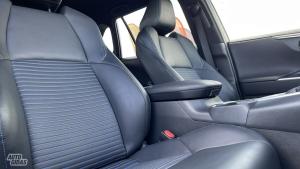 Pelēks Toyota RAV4 2019 Marijampole, ar dzinēja tilpumu 2.50 L un nobraukumu 176 tūkst. km par 22200 €, foto 14 vietnē AUTOMOTO.COM.LV