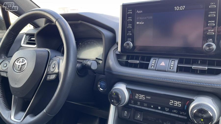 Pelēks Toyota RAV4 2019 Marijampole, ar dzinēja tilpumu 2.50 L un nobraukumu 176 tūkst. km par 22200 €, foto 28 vietnē AUTOMOTO.COM.LV