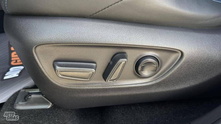 Pelēks Toyota RAV4 2019 Marijampole, ar dzinēja tilpumu 2.50 L un nobraukumu 176 tūkst. km par 22200 €, foto 29 vietnē AUTOMOTO.COM.LV