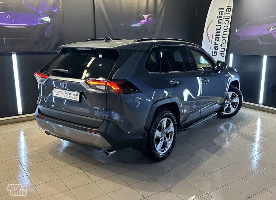 Серый Тойота РАВ 4 2019 в Авиженяй, объемом двигателя 2.50 л и пробегом 60 тыс. км за 25500 €, фото 3 на AUTOMOTO.COM.LV