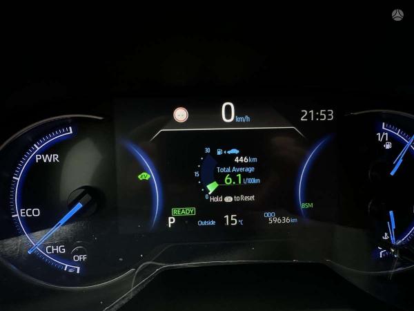 Grey Toyota RAV4 2019 in Vilnius, with an engine capacity of 2.50 L and mileage of 60 thousand km for 25500 €, photo 7 on AUTOMOTO.COM.LV