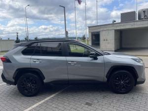 Grey Toyota RAV4 2019 in Vilnius, with an engine capacity of 2.50 L and mileage of 140 thousand km for 23999 €, photo 5 on AUTOMOTO.COM.LV