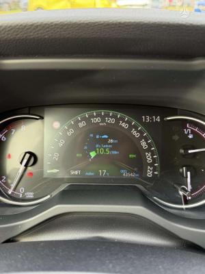 Grey Toyota RAV4 2019 in Siauliai, with an engine capacity of 1.99 L and mileage of 44 thousand km for 15200 €, photo 11 on AUTOMOTO.COM.LV