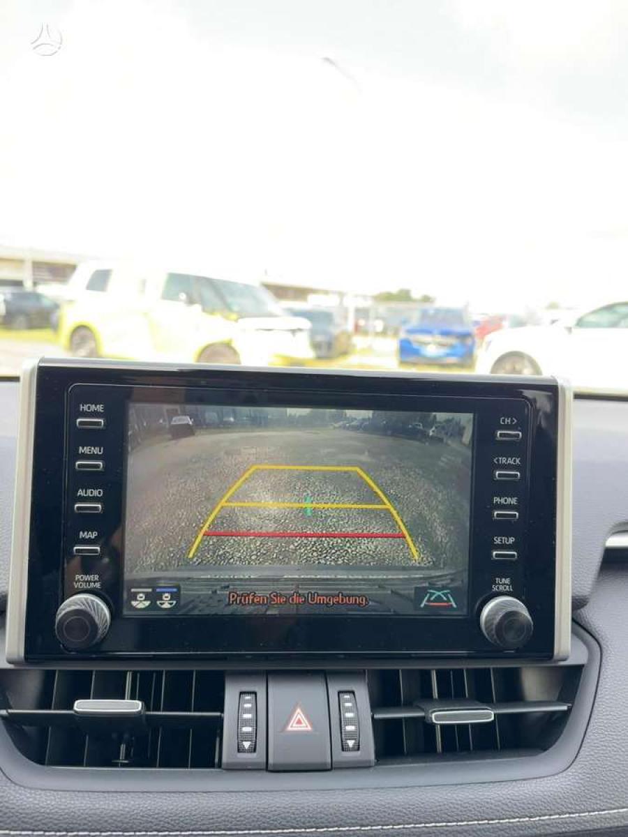 Grey Toyota RAV4 2019 in Siauliai, with an engine capacity of 1.99 L and mileage of 44 thousand km for 15200 €, photo 12 on AUTOMOTO.COM.LV